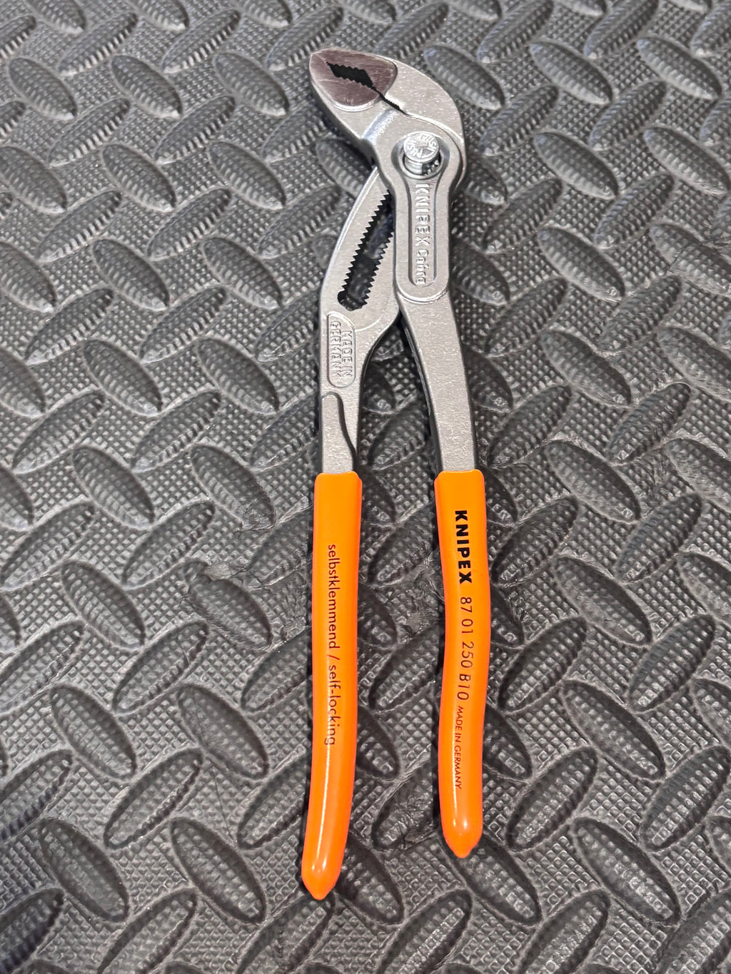 Knipex Cobra 250mm 2025 Limited Edition - Orange – Supreme handtools